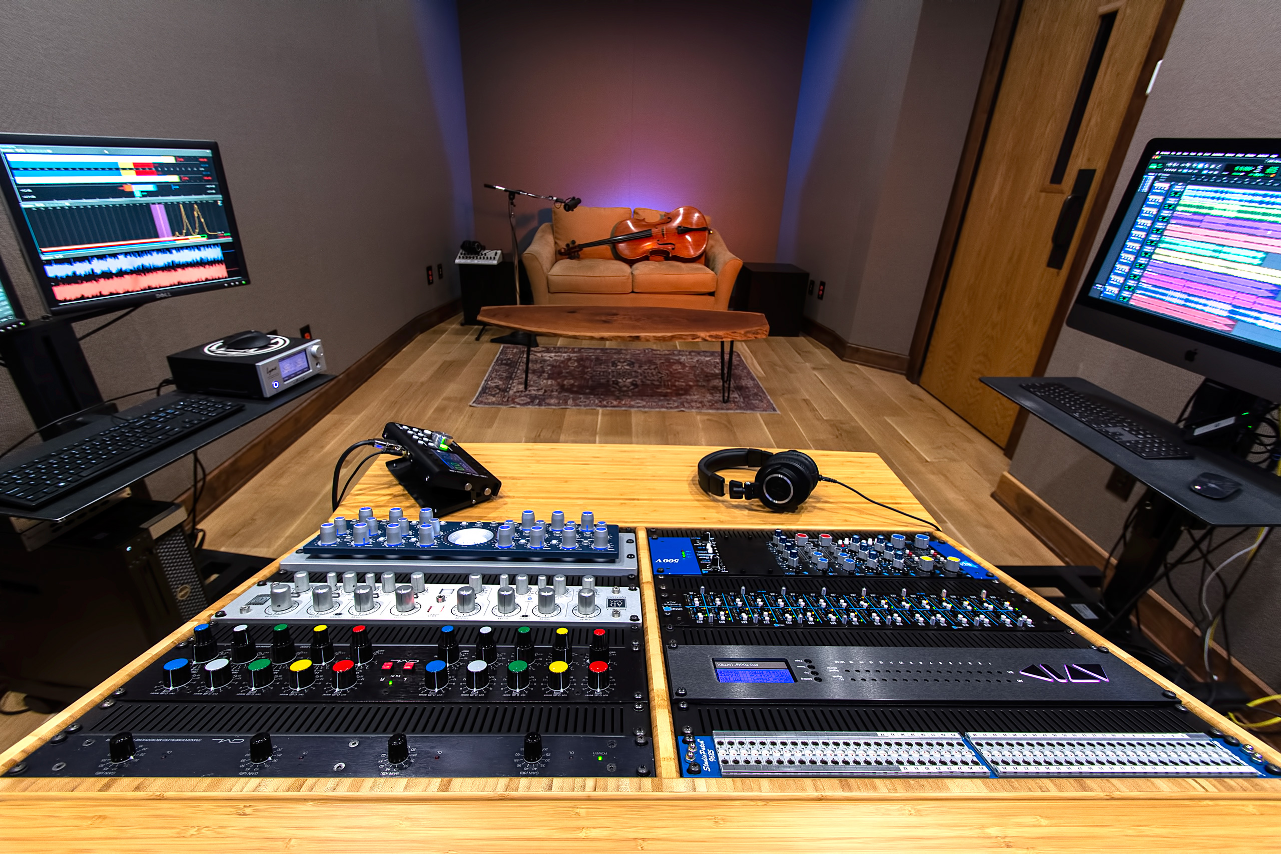 CURB 43 | Studio C – Curb Studios